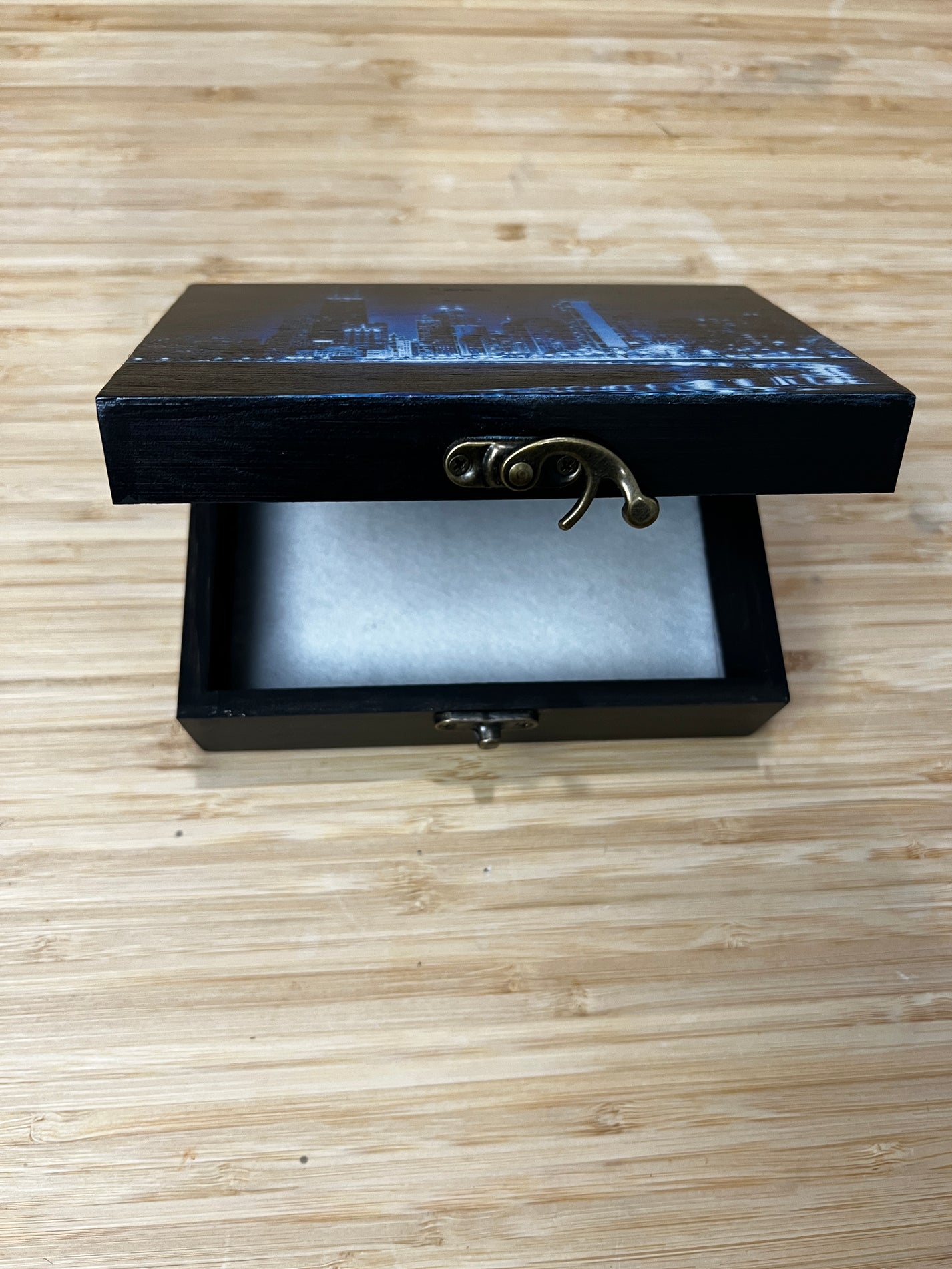 Custom Memory Box- Chicago Skyline – ChicagoCustomPrint.com
