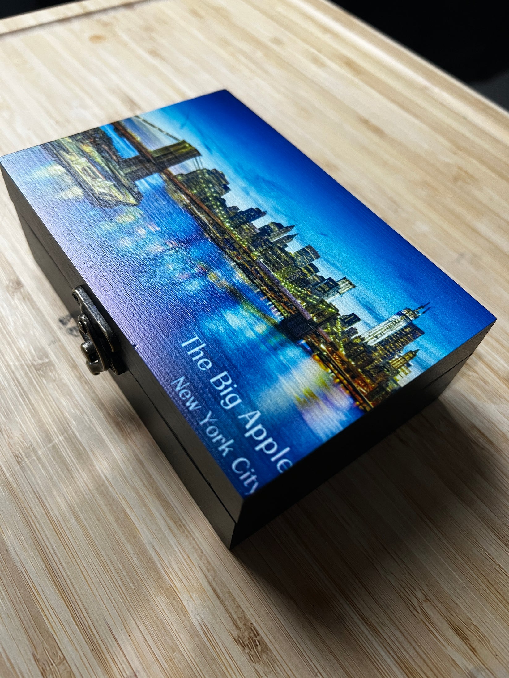 Custom Memory Box- NY City Skyline – ChicagoCustomPrint.com