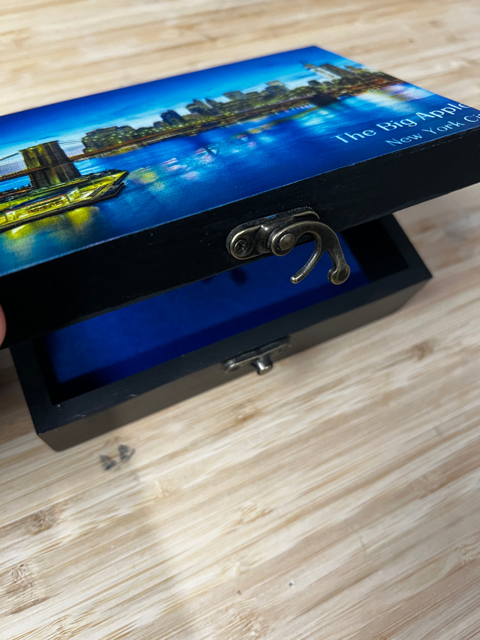 Custom Memory Box- NY City Skyline – ChicagoCustomPrint.com