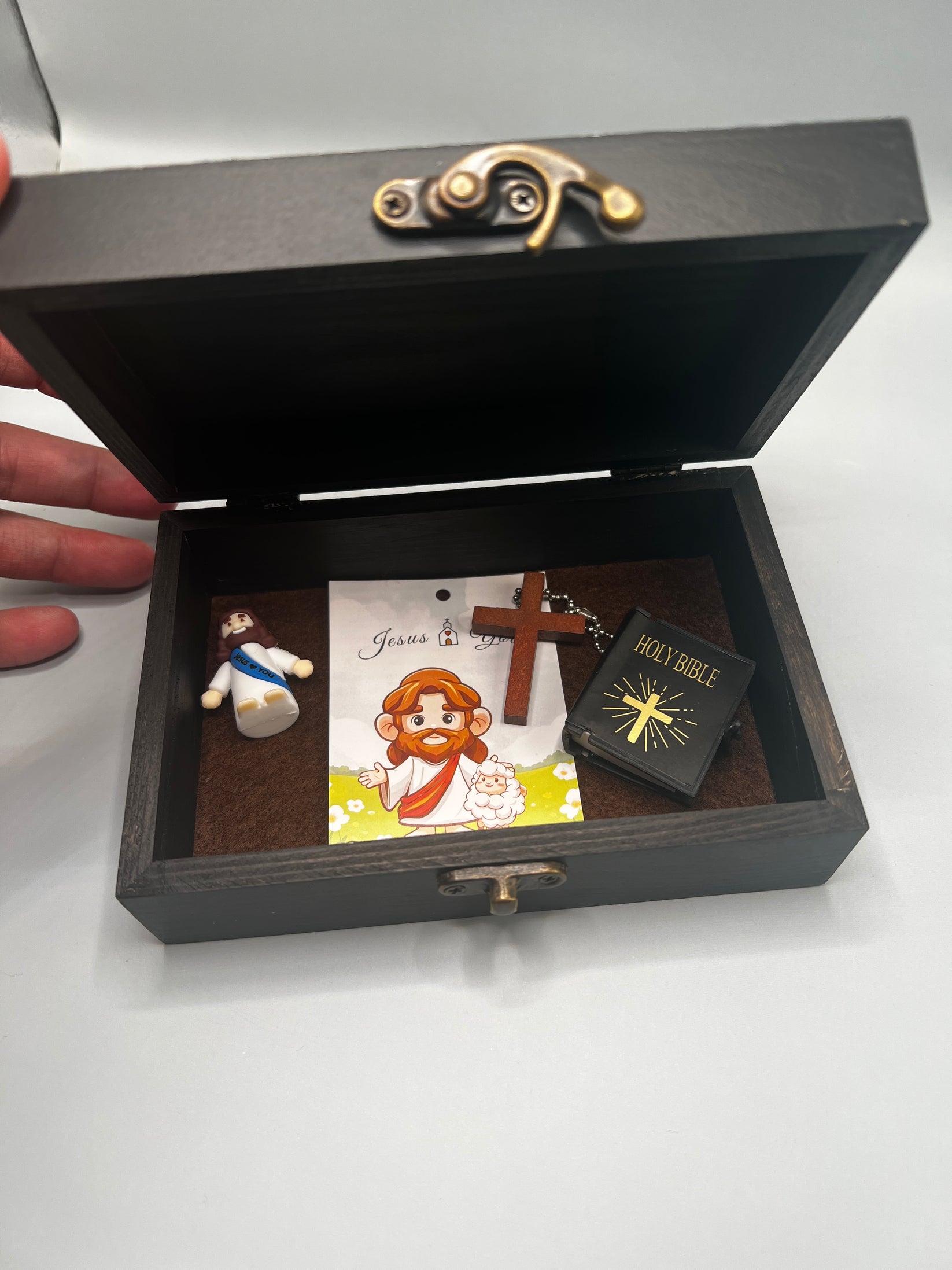 Custom Hand-to-God Prayer Box with accessories – ChicagoCustomPrint.com